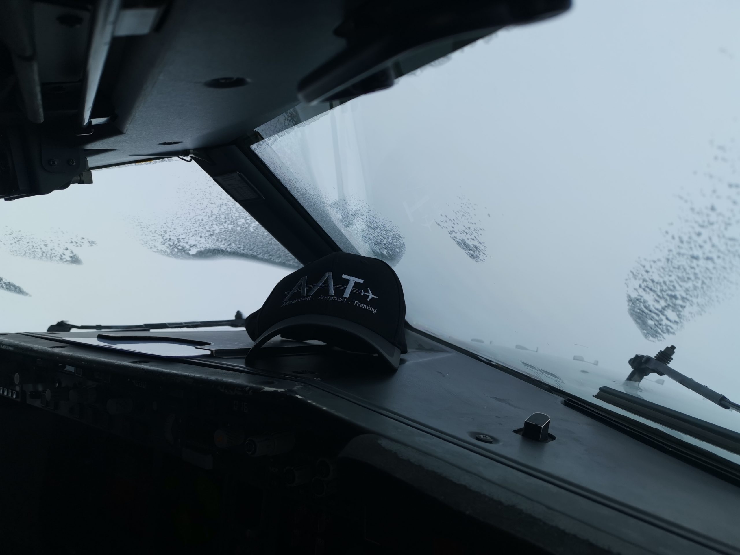 Front Page - Advanced Aviation Training